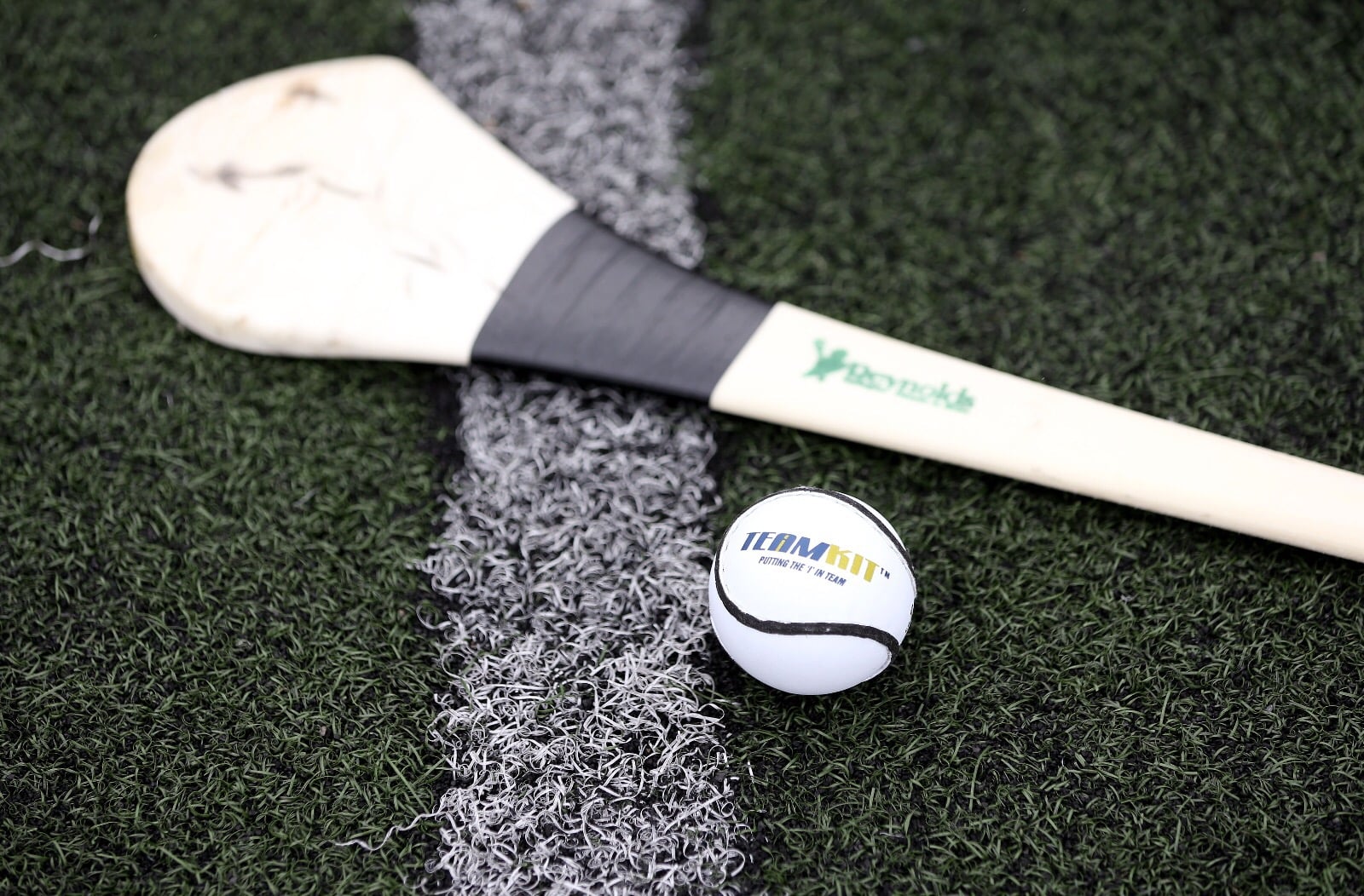 Reynolds Hurleys Composite Synthetic Stick - Play Hurling